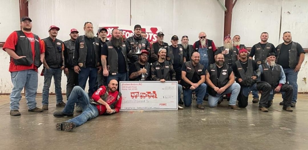 Freedom Seekers Motorcycle Club Raises Money For Toys For Tots | AM ...